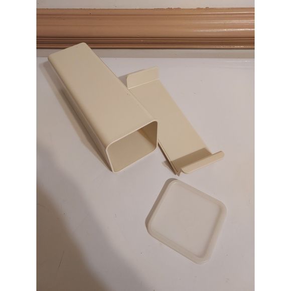 Tupperware | Kitchen | Tupperware Vintage Cheese Or Cracker Storage ...